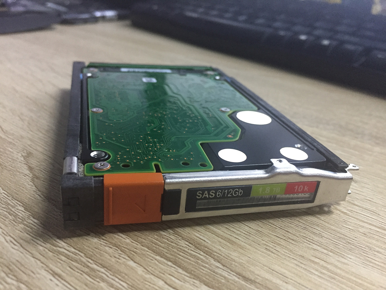 EMC D3-2S10-1800 Unity 1.8T Hard Drive 005051636 HDD 005051636