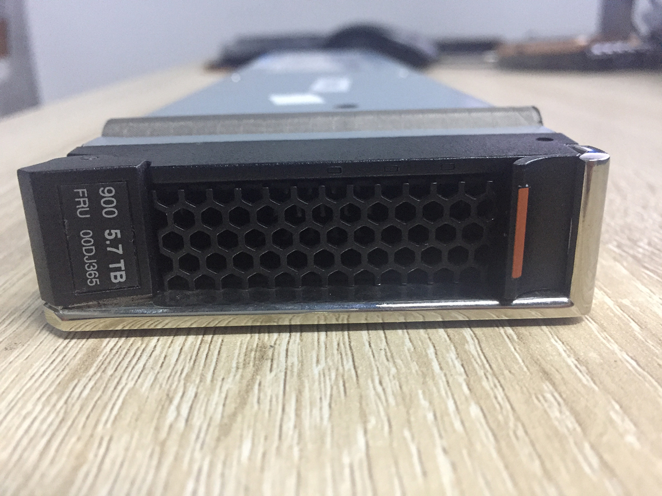 00DJ365 IBM FlashSystem 900 - 5.7TB Microlatency Module 9843 AE2 AF25 ...