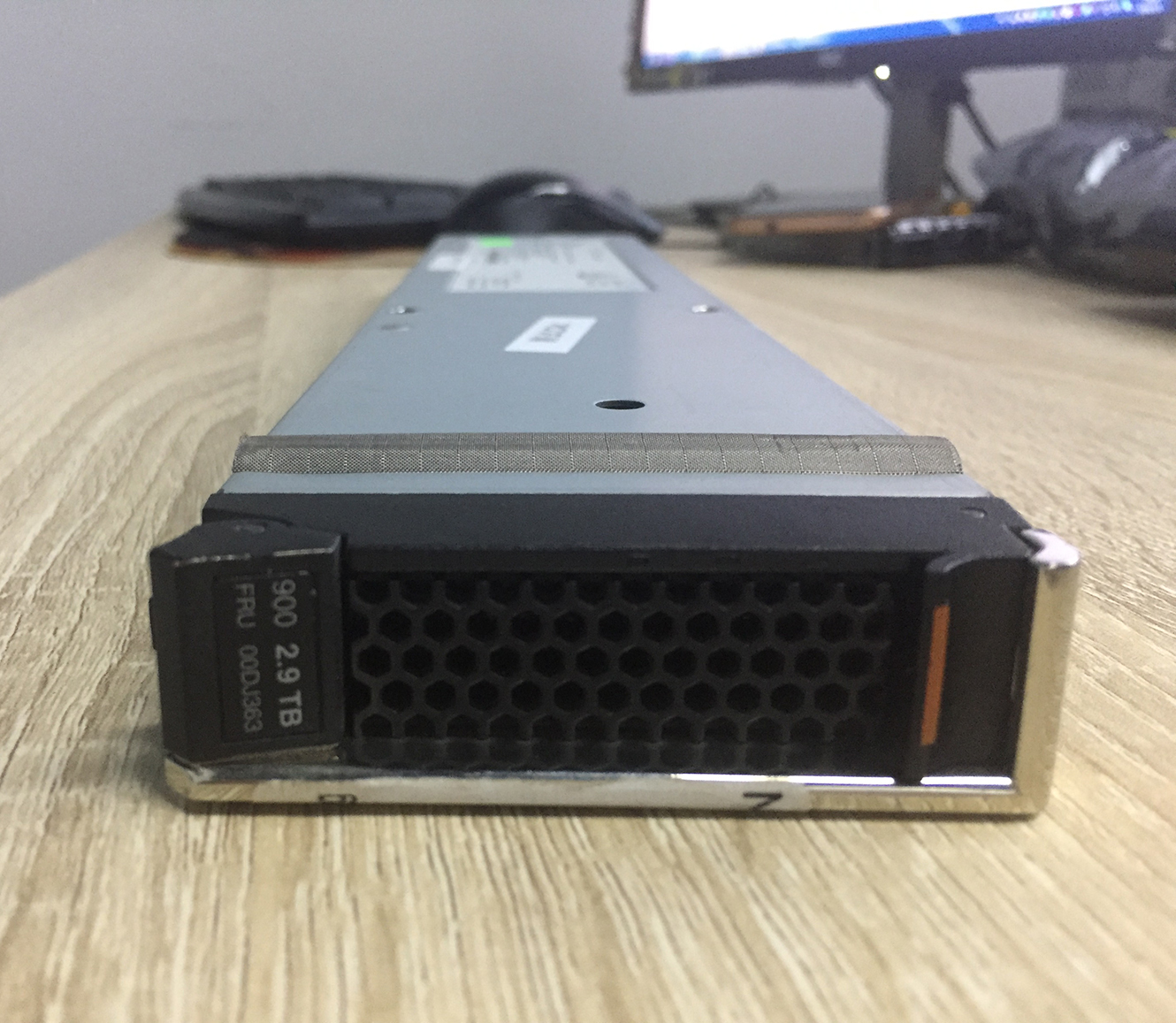 9843-AF24 IBM 00DJ363 00NV653 00DH310 2.9TB FLASH System Module Drive